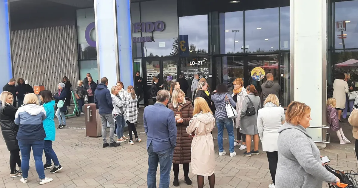 MIS JUHTUS? Lõunakeskuses viibinud mees: turvadaam ütles, et häire on