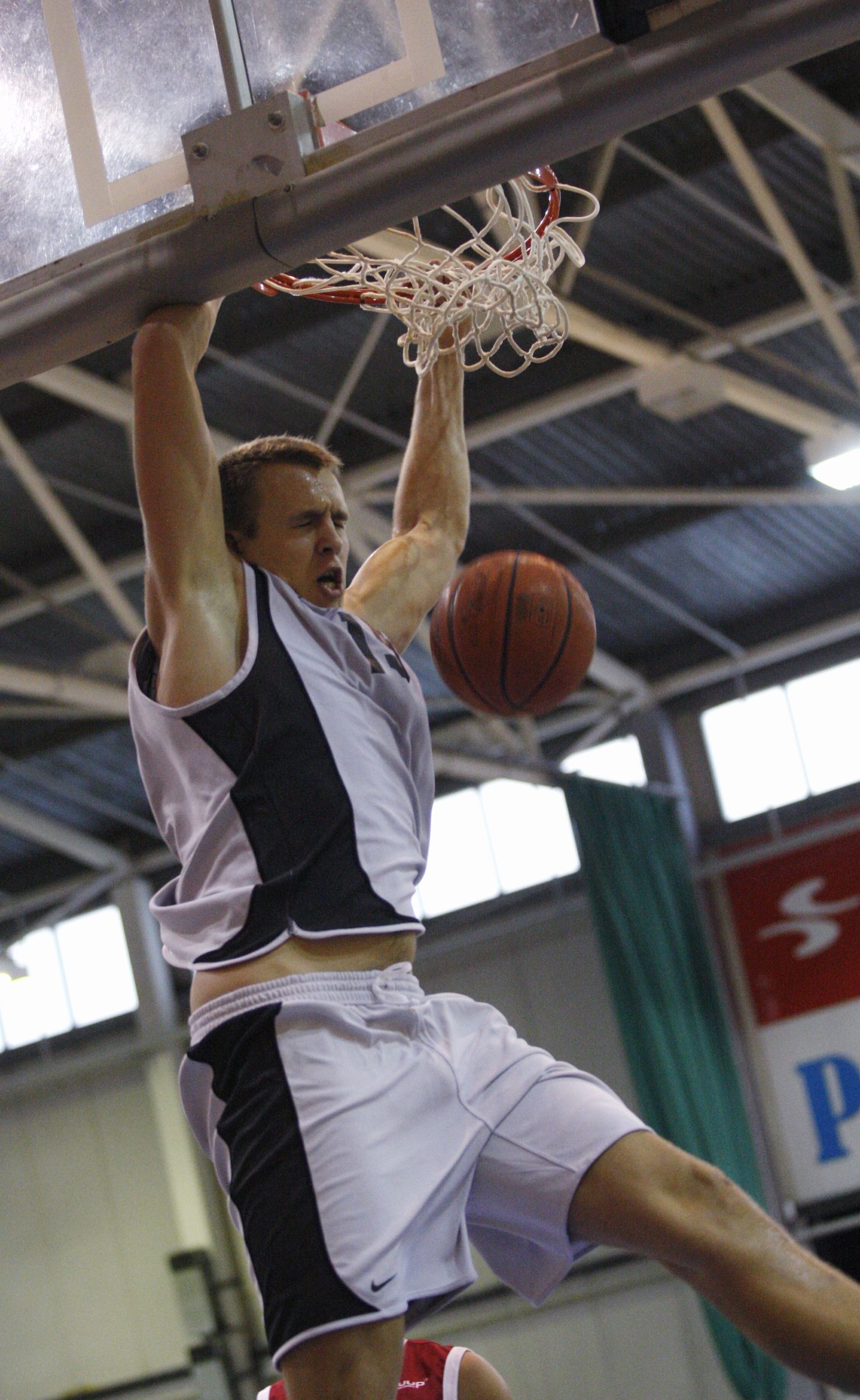 Rock sai kodus valusa kaotuse