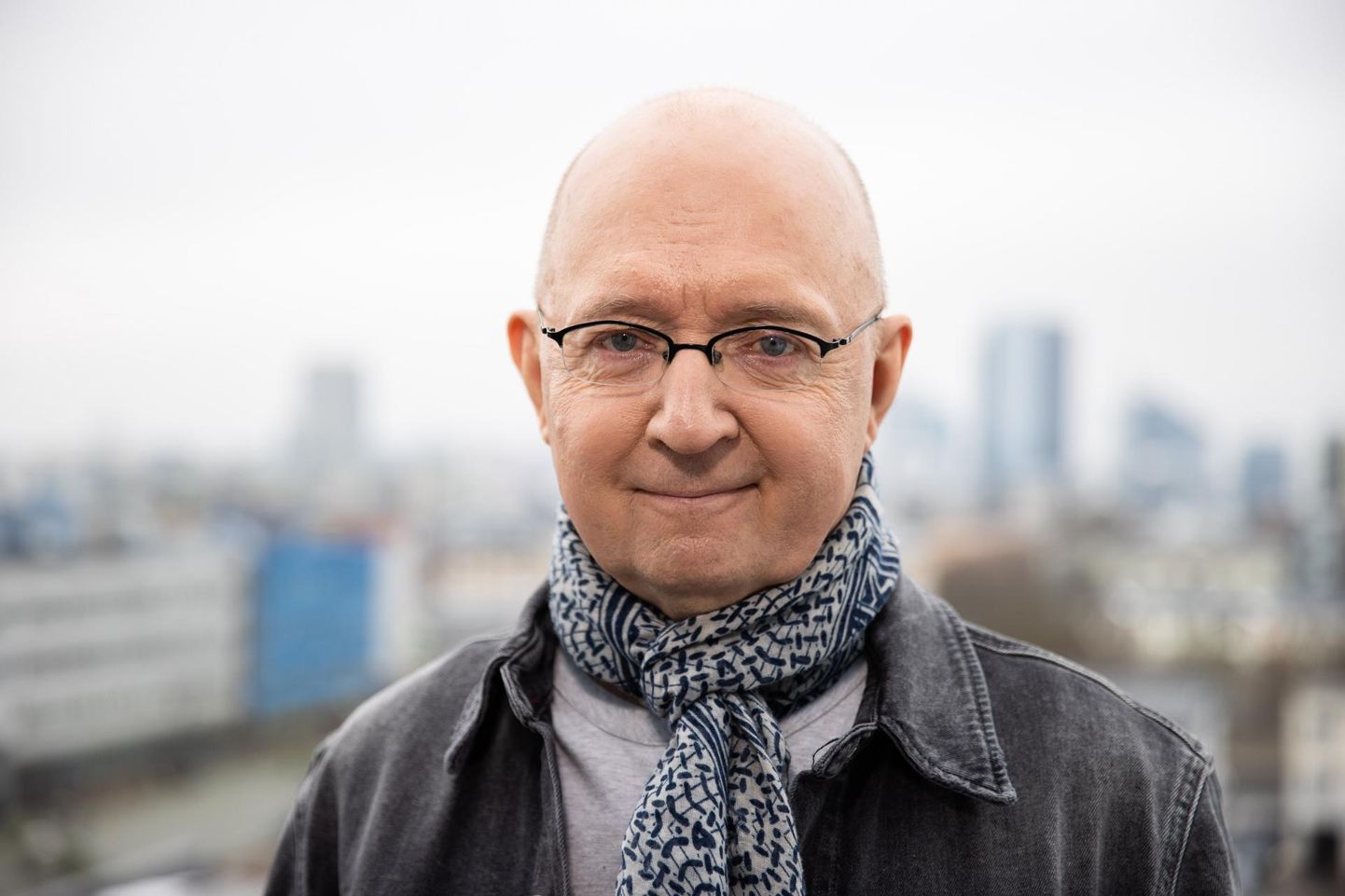 VEELGI NALJAKAM Olav Osolin kirjutas oma ülimenukale debüütromaanile järje