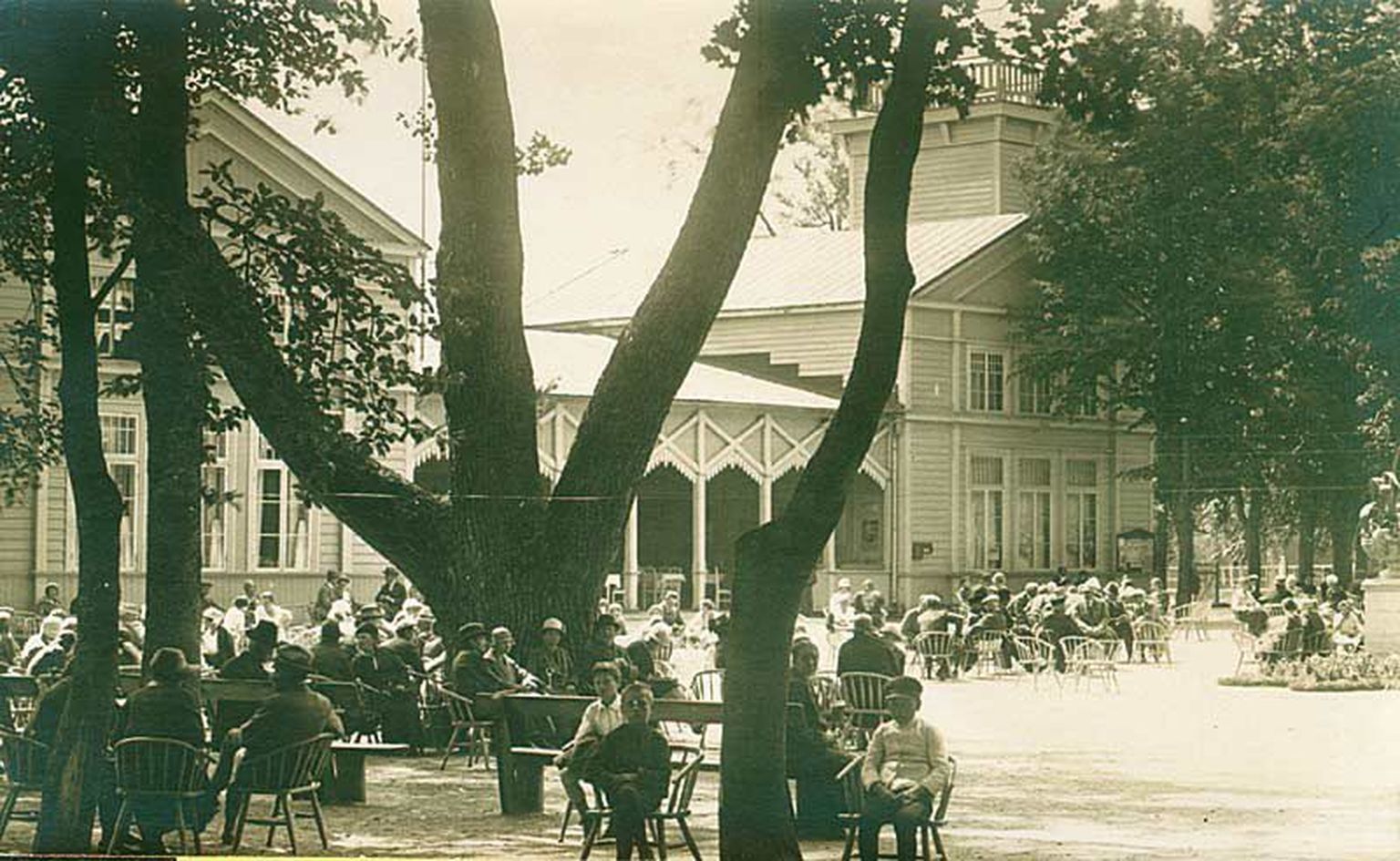 Kadrioru kuldajastu kohvikud ja restoranid - Arhiiv - Postimees ...