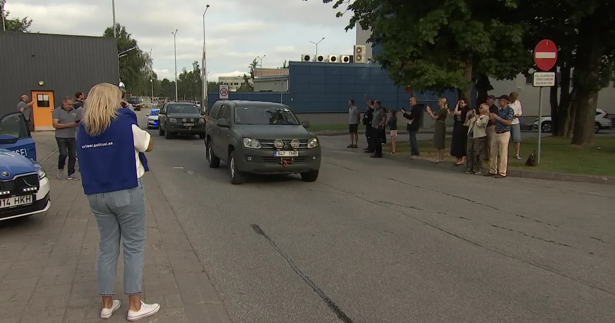 Eesti politsei annetas Ukraina kolleegidele 22 politseisõidukit