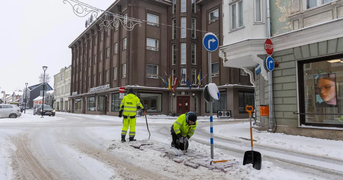 Tulist vaidlust põhjustanud ohutussaare viimased tükid viidi Viljandi ...
