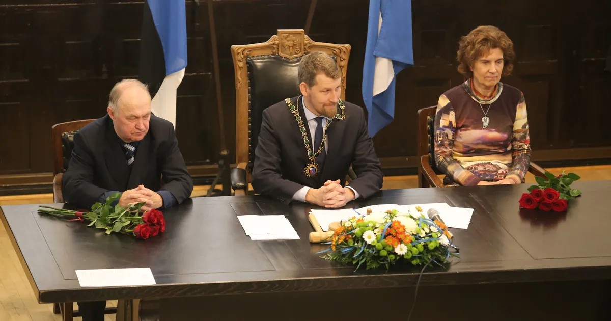 Fotod: Pärnu volikogu esimeheks valiti Andres Metsoja