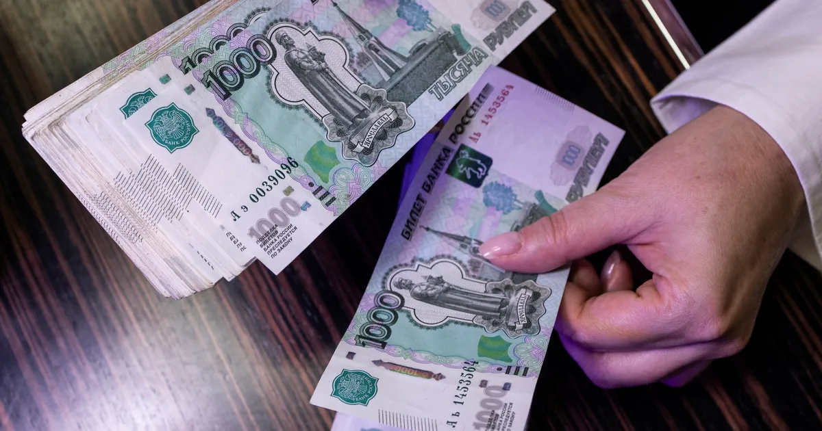 Vene keskmine palk tõusis 100 000 rublani. Millistes sektorites rohkem ...